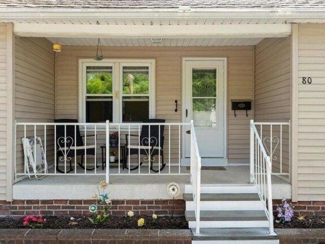 house with 3 bedroom, Leominster MA ES104482182