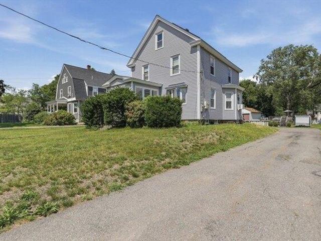 house with 3 bedroom, Leominster MA ES104852520