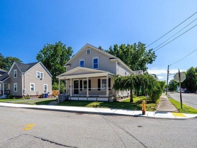 house with 3 bedroom, Leominster MA ES105126557