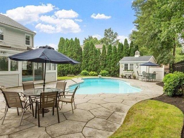 house with 3 bedroom, Leominster MA ES105127728
