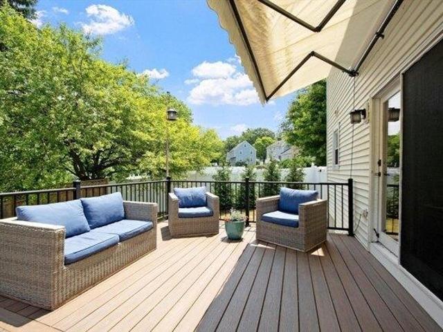 house with 3 bedroom, Leominster MA ES103888649
