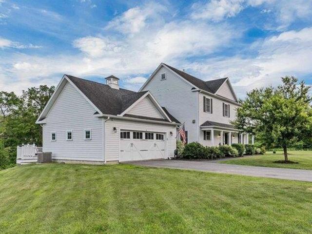 house with 3 bedroom, Lebanon NH DLS102060548