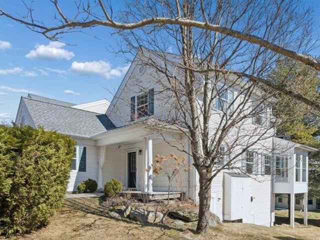 house with 3 bedroom, Lebanon NH DS103930232