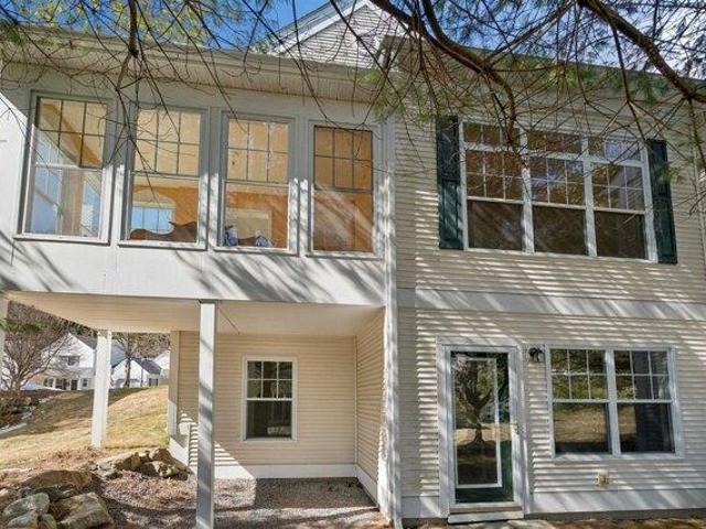 house with 3 bedroom, Lebanon NH ES105094080