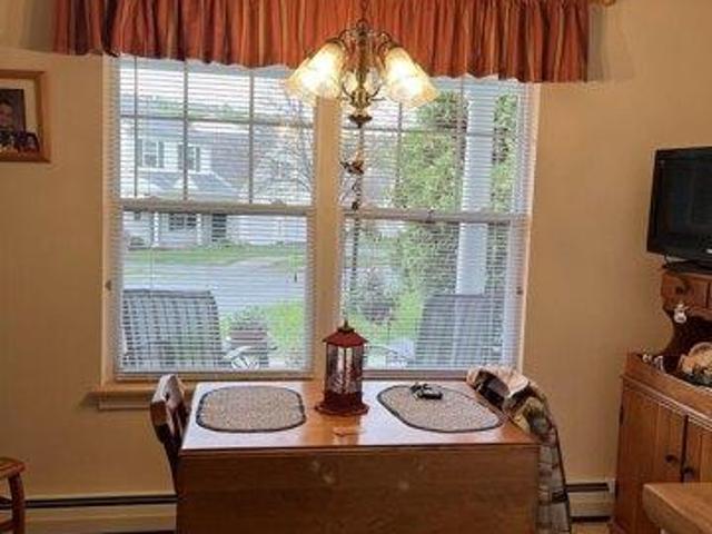 house with 3 bedroom, Lebanon NH ES105116036