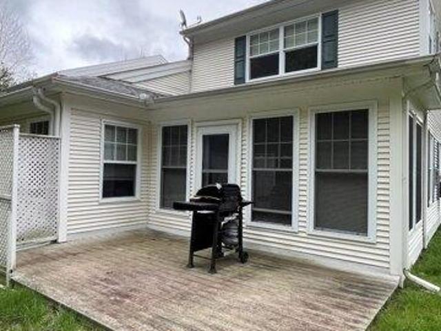 house with 3 bedroom, Lebanon NH ES103849244