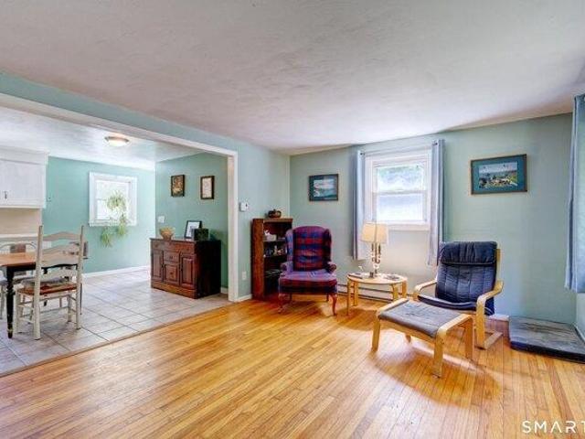house with 3 bedroom, Lebanon CT DS104351439