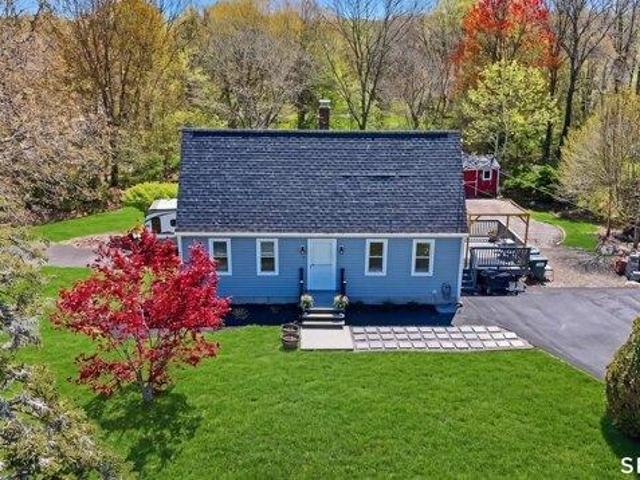 house with 3 bedroom, Ledyard CT DLS102345116