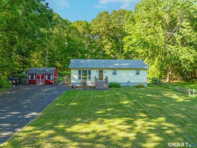 house with 3 bedroom, Ledyard CT DLS103072811