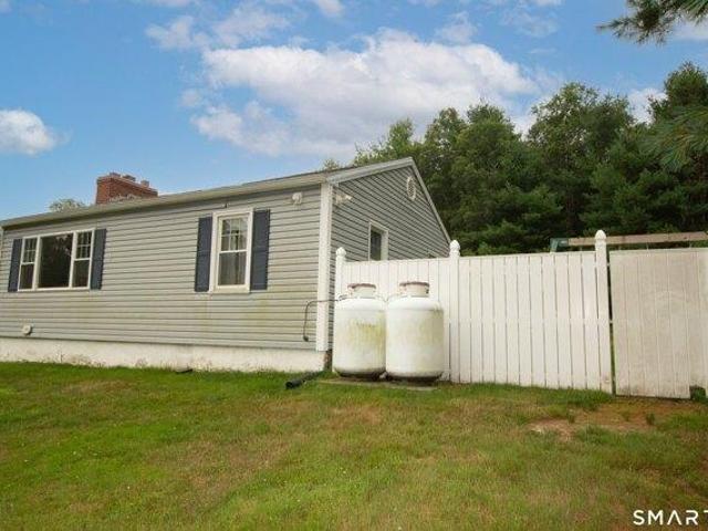 house with 3 bedroom, Ledyard CT ES104811136