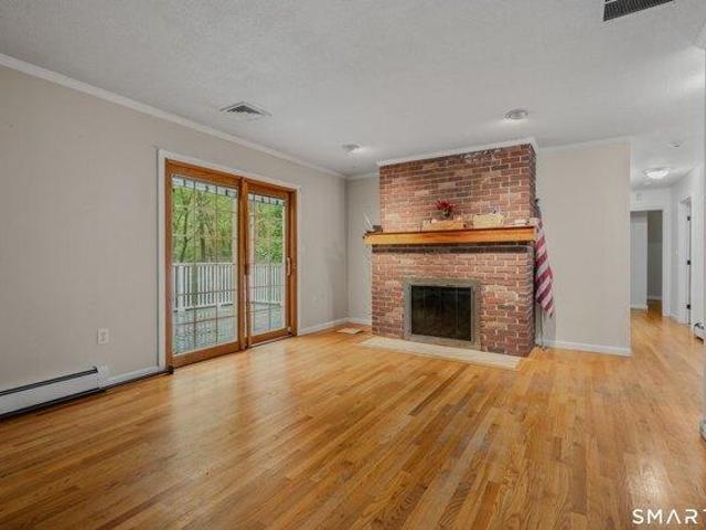 house with 3 bedroom, Ledyard CT ES105156687