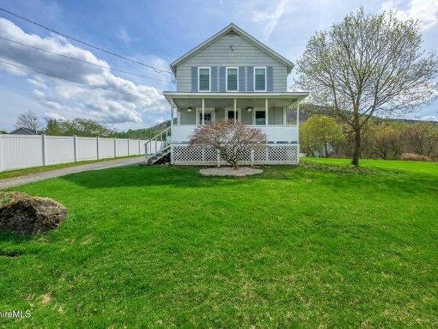 house with 3 bedroom, Lee MA DLS102634874