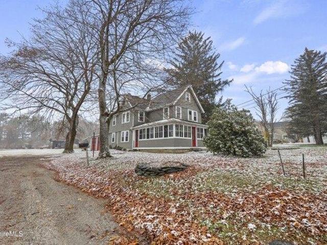 house with 3 bedroom, Lee MA DS102444865