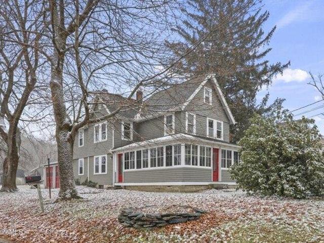 house with 3 bedroom, Lee MA ES105232098