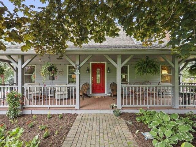 house with 3 bedroom, Lee MA ES105240802