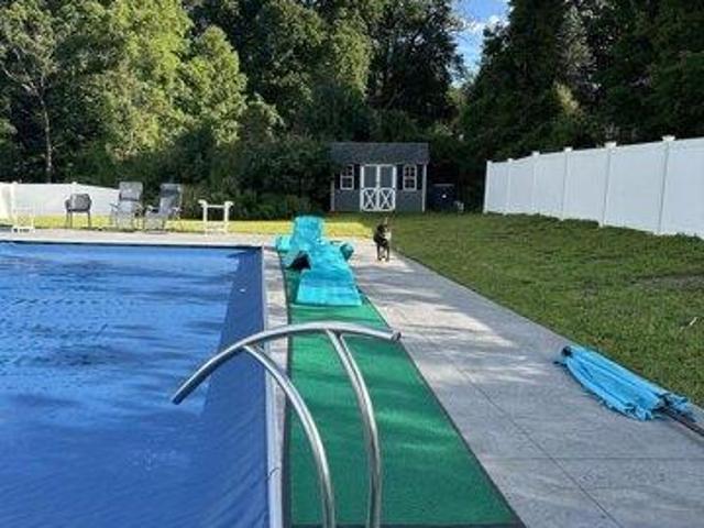house with 3 bedroom, Lee MA ES105330471