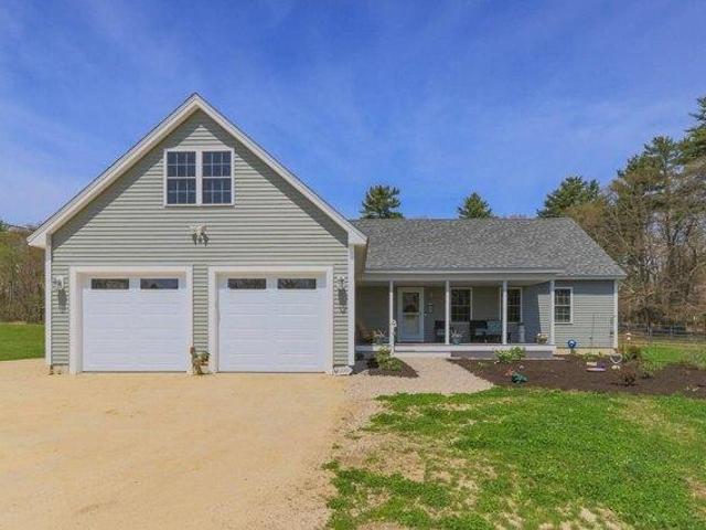 house with 3 bedroom, Lee NH DS102255993
