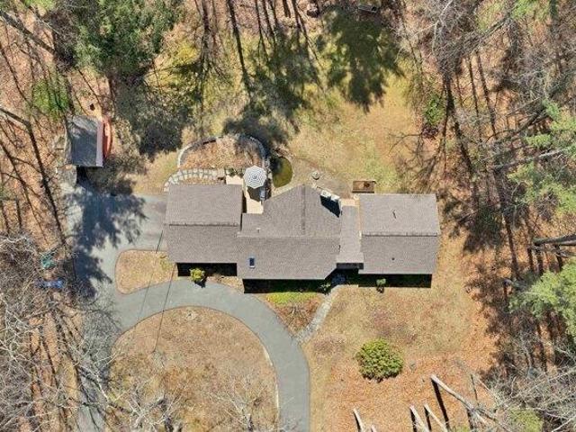 house with 3 bedroom, Lee NH DS102281739
