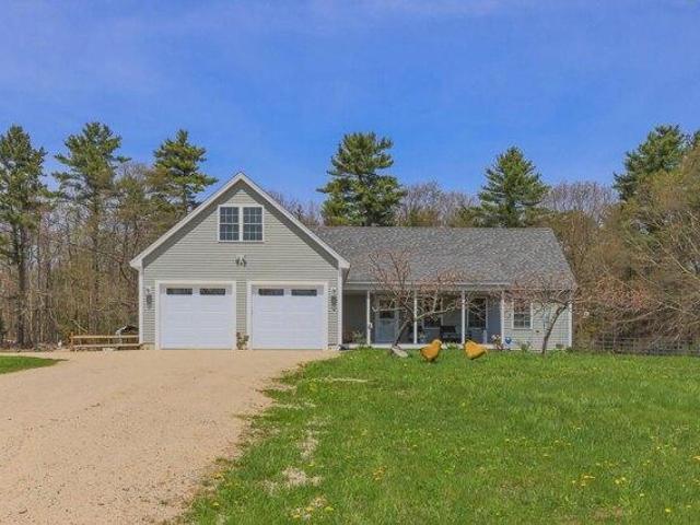 house with 3 bedroom, Lee NH ES103072933