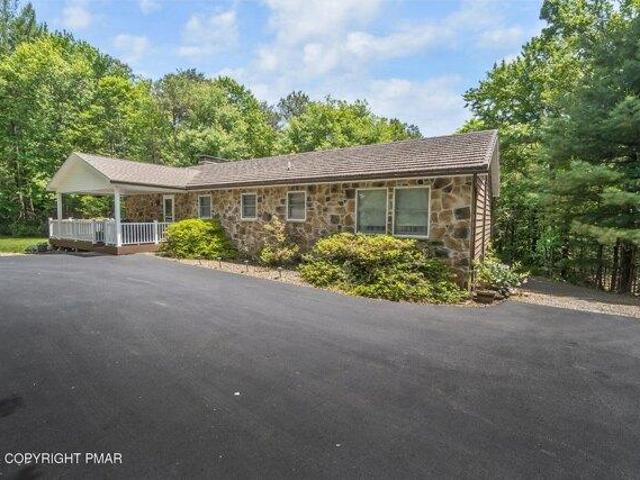 house with 3 bedroom, Lehighton PA ES104899301