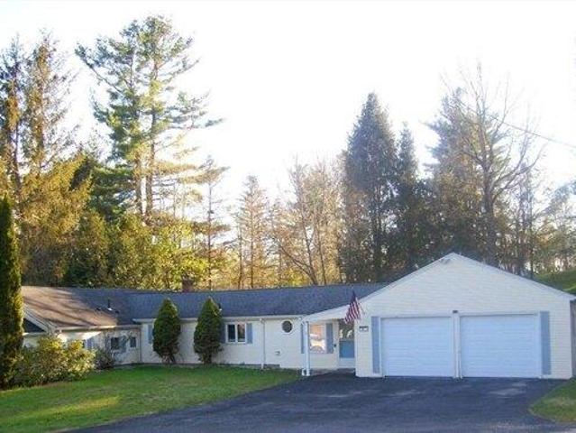 house with 3 bedroom, Leicester MA DS102592166
