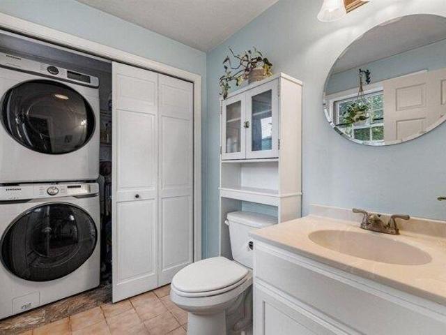house with 3 bedroom, Leicester MA ES104115545