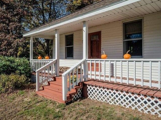 house with 3 bedroom, Leverett MA DLS101603691