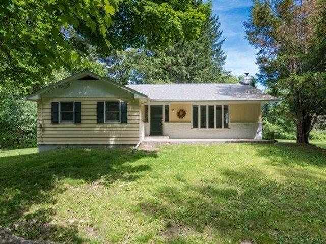 house with 3 bedroom, Leverett MA DS103187701