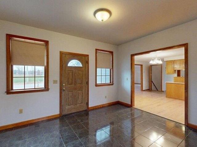 house with 3 bedroom, Leverett MA ES102828728