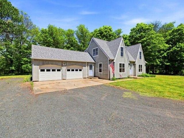house with 3 bedroom, Leverett MA ES104921782
