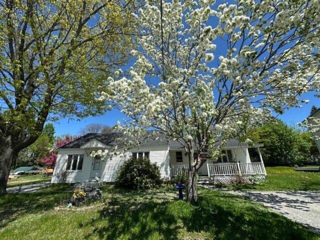 house with 3 bedroom, Lewiston ME DLS102592413
