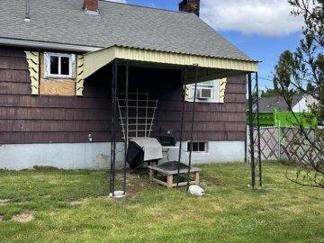 house with 3 bedroom, Lewiston ME DLS103124898