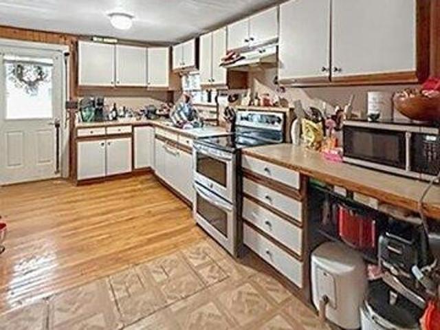 house with 3 bedroom, Lewiston ME DS102479095