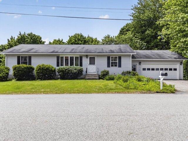 house with 3 bedroom, Lewiston ME DS103888715