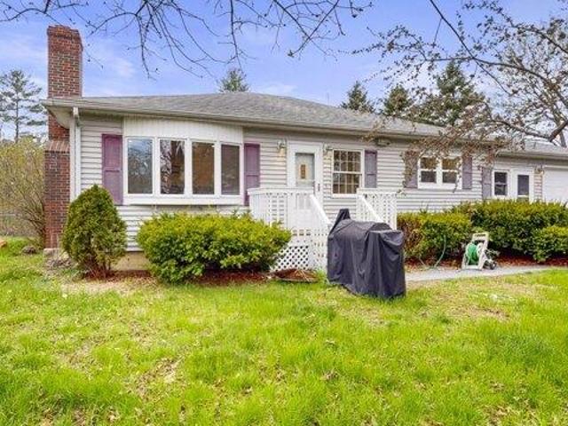 house with 3 bedroom, Lewiston ME DS104236108