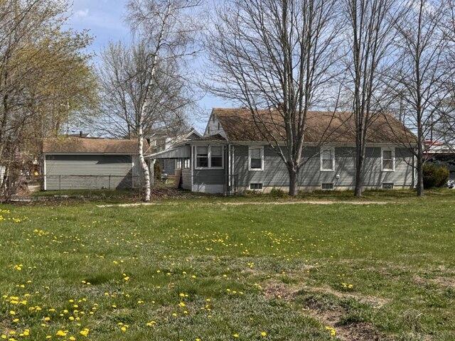 house with 3 bedroom, Lewiston ME ES103126174