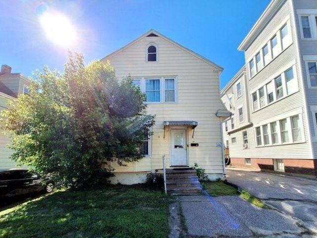 house with 3 bedroom, Lewiston ME ES103222208