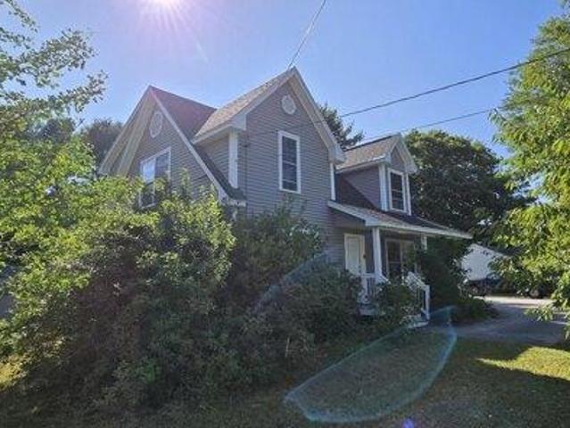 house with 3 bedroom, Lewiston ME ES104946752