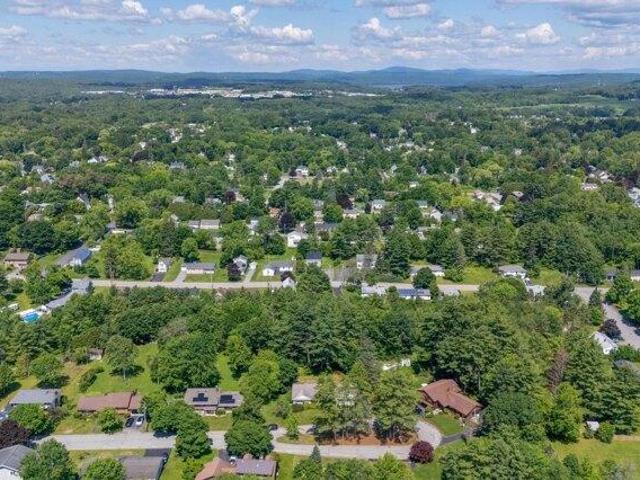 house with 3 bedroom, Lewiston ME ES105115639