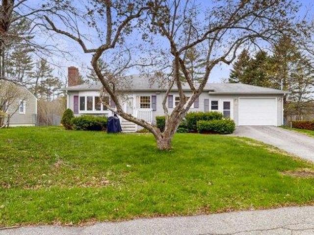 house with 3 bedroom, Lewiston ME ES105122954