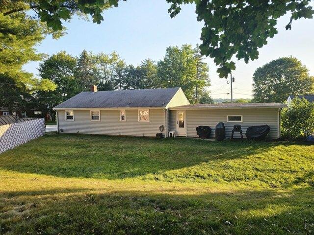 house with 3 bedroom, Lewiston ME ES105123469