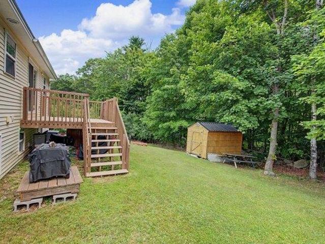 house with 3 bedroom, Lewiston ME ES105126399