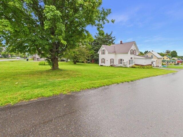 house with 3 bedroom, Limestone ME ES105229953