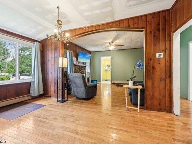 house with 3 bedroom, Lincoln Park NJ DLS92403881