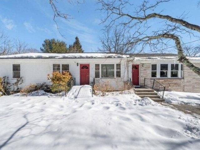 house with 3 bedroom, Lincoln RI DS102028322