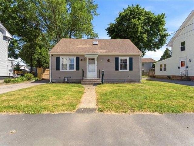 house with 3 bedroom, Lincoln RI DS102959060