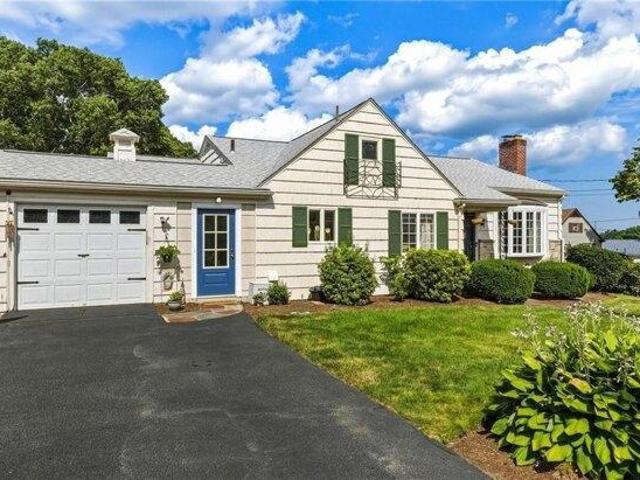 house with 3 bedroom, Lincoln RI ES104852957