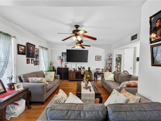 house with 3 bedroom, Lincoln RI ES102826817