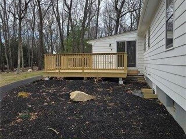 house with 3 bedroom, Lincoln RI ES103072124