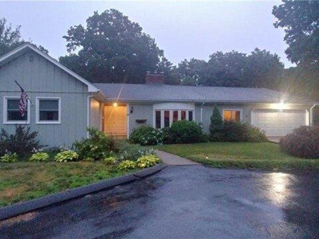 house with 3 bedroom, Lincoln RI ES103161222